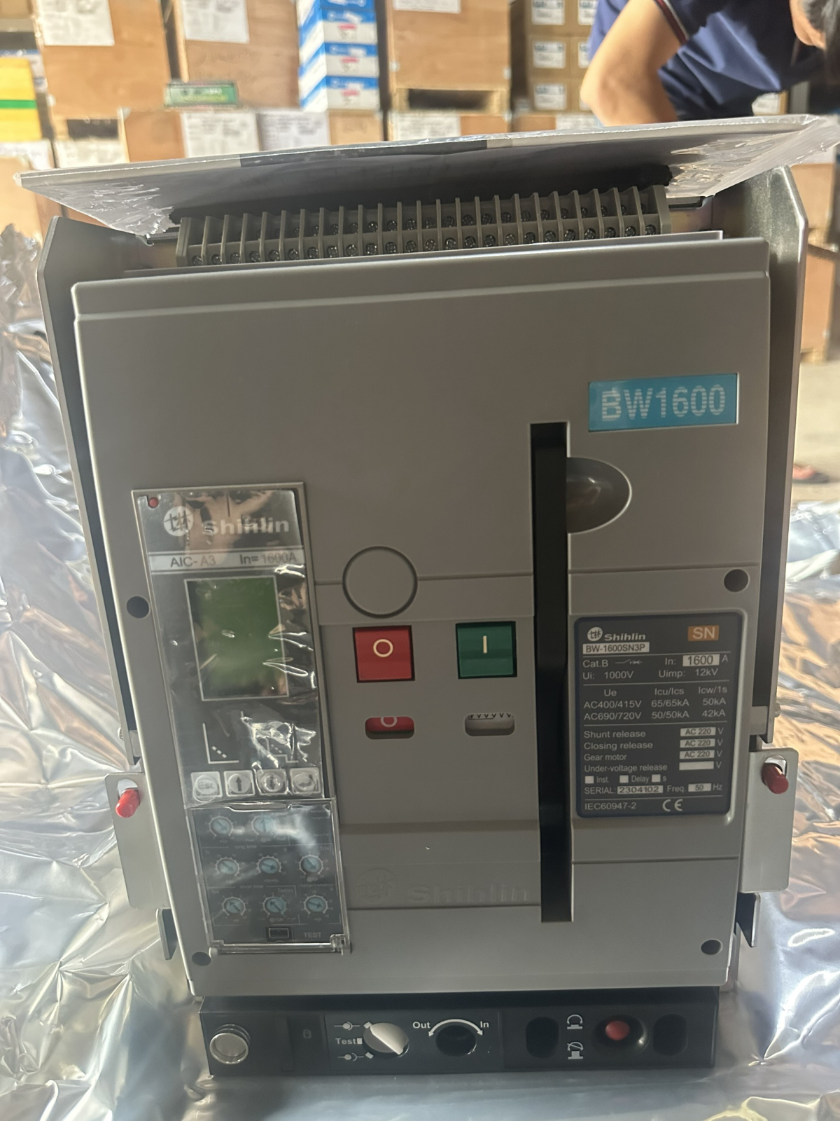 BW-1600 Draw out type (3P, 4P) | Promax Electric